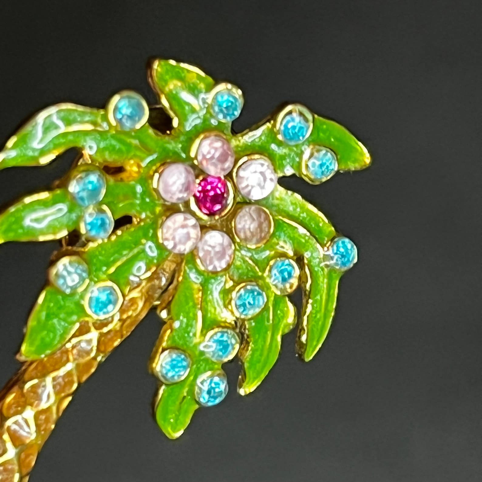 Palm Tree Rhinestone Lapel Pin by Nina Ricci in Gold Gift Box Sparkly ...