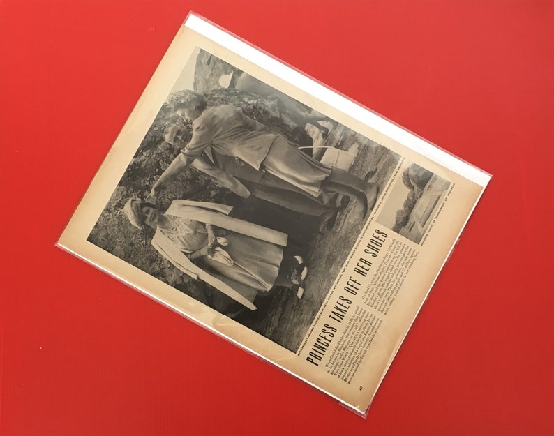 Queen Elizabeth II Candid Photo the Princess Takes off Her - Etsy