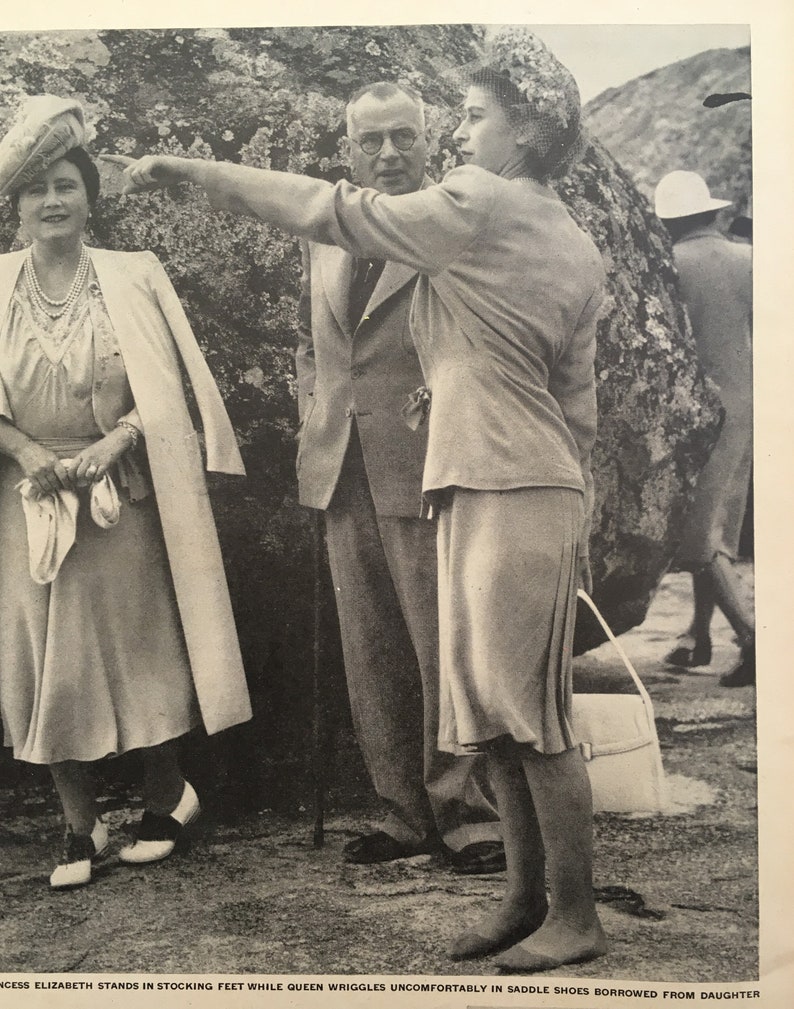 Queen Elizabeth II Candid Photo the Princess Takes off Her - Etsy