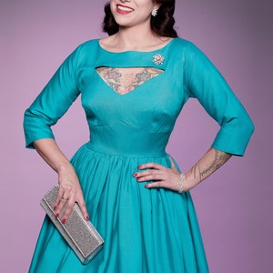 Butterick B6590 or Simplicity S9296 Gertie Retro Misses' Front-opening ...