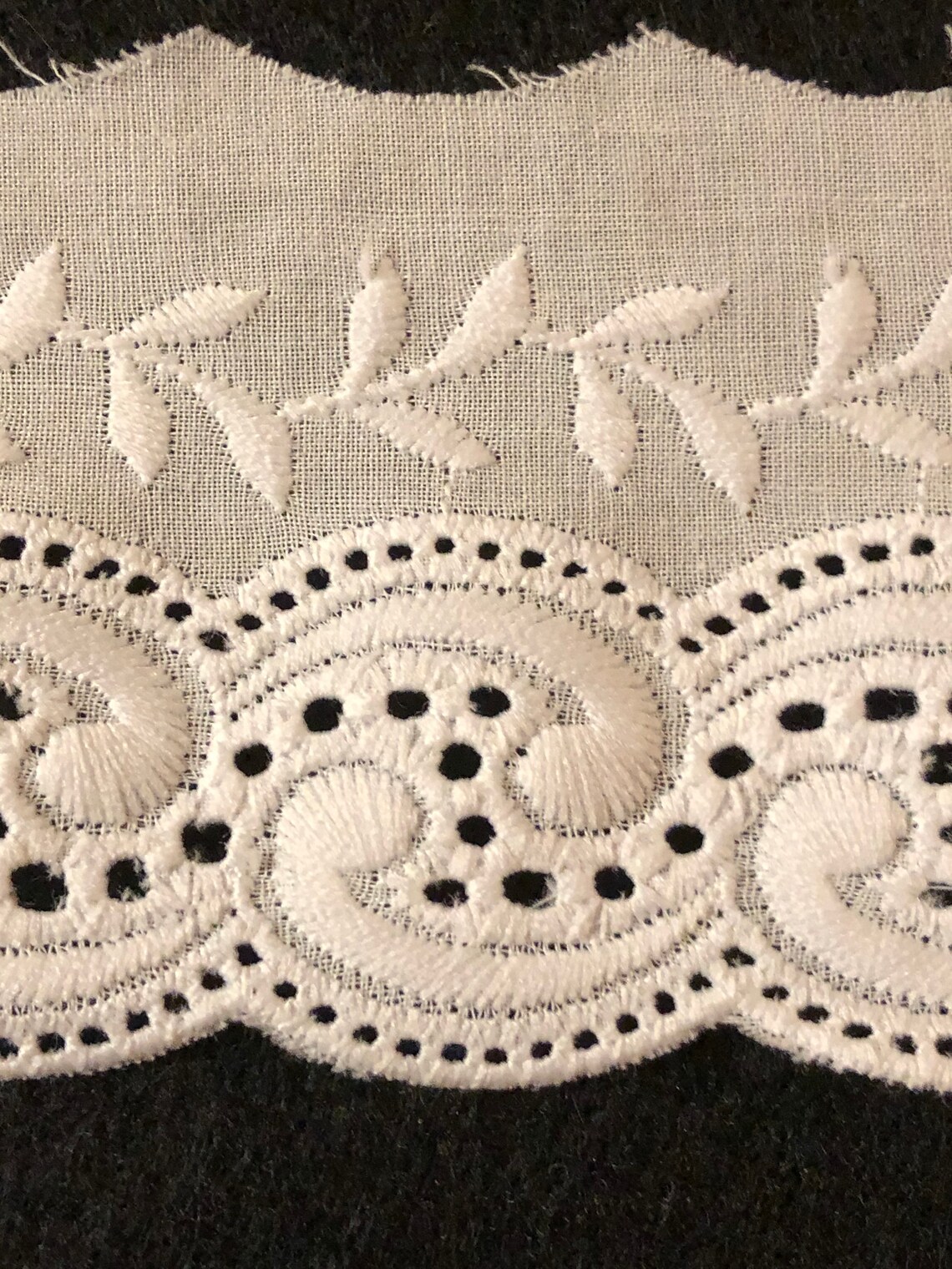 Eyelet Lace - White With Double Scalloped Edge and Garland Border - Etsy