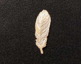 Appliqué - Elegant Embroidered Feather in Magenta, Red and Metallic ...