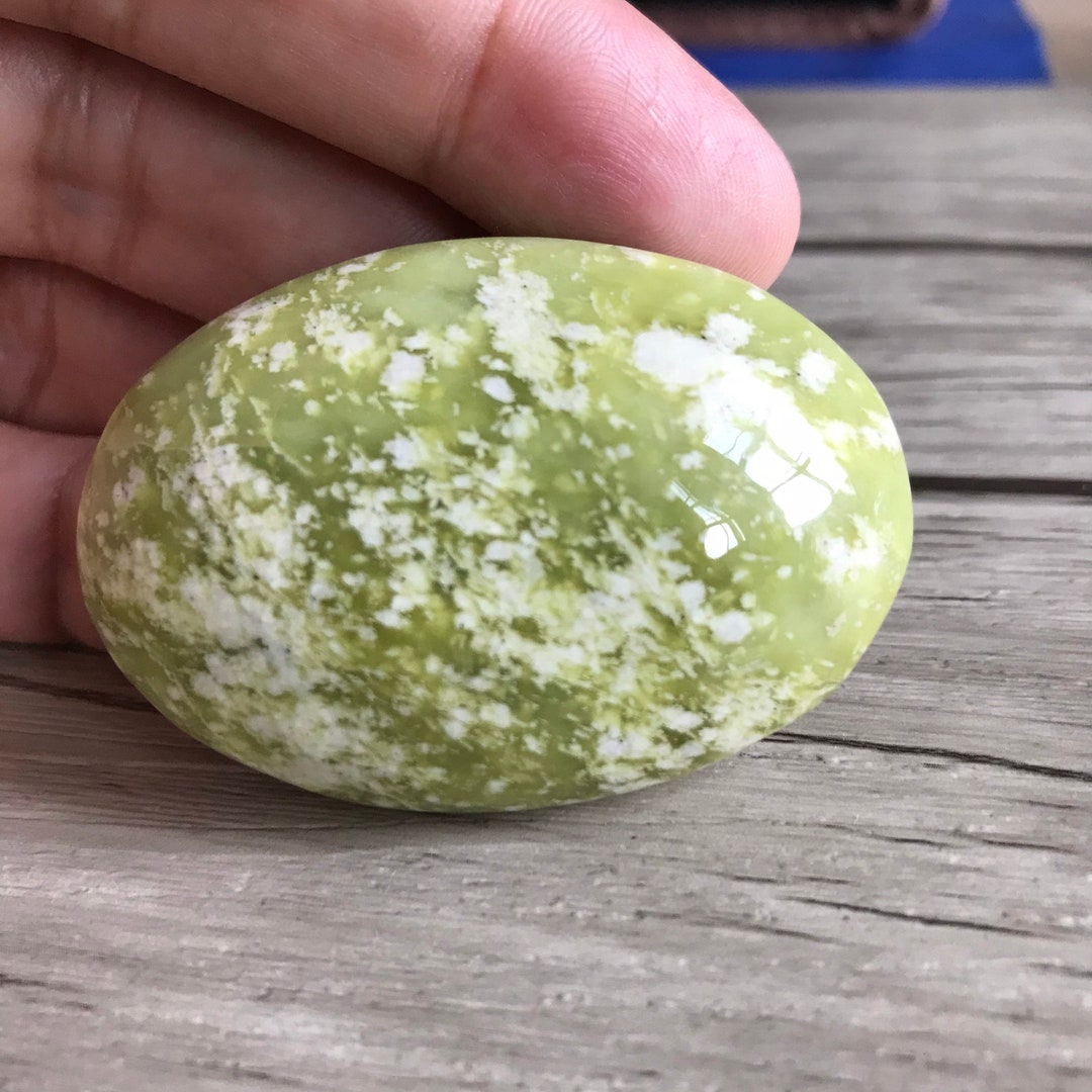 Serpentine Jade Palmstone, Natural Serpentine Gemstone - Etsy
