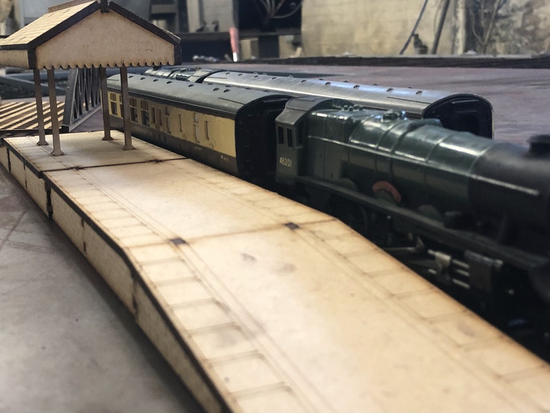 OO/HO Gauge Double Platform & Canopy With On/off Ramp - Etsy Australia
