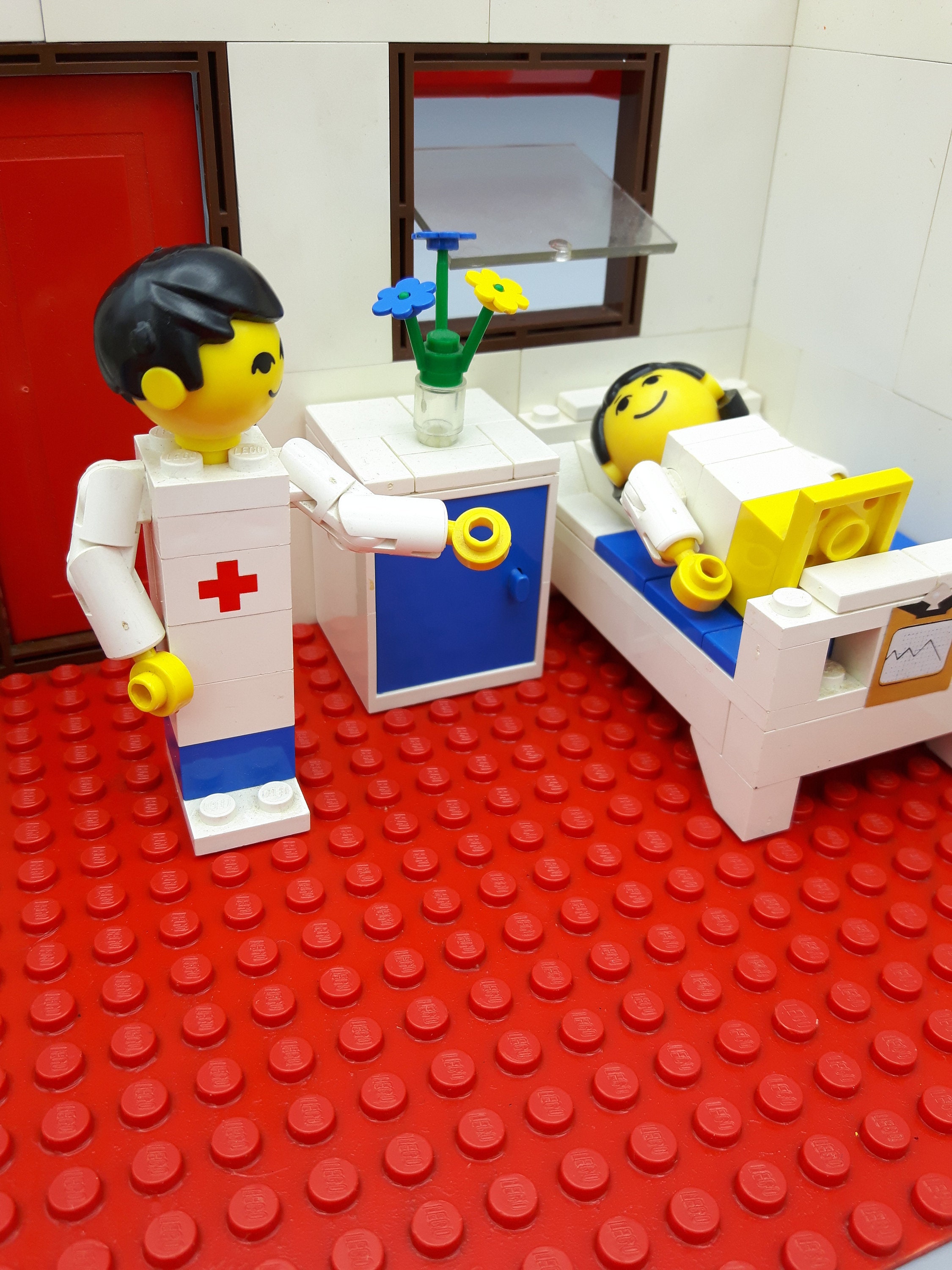 Vintage LEGO Hospital 231-1