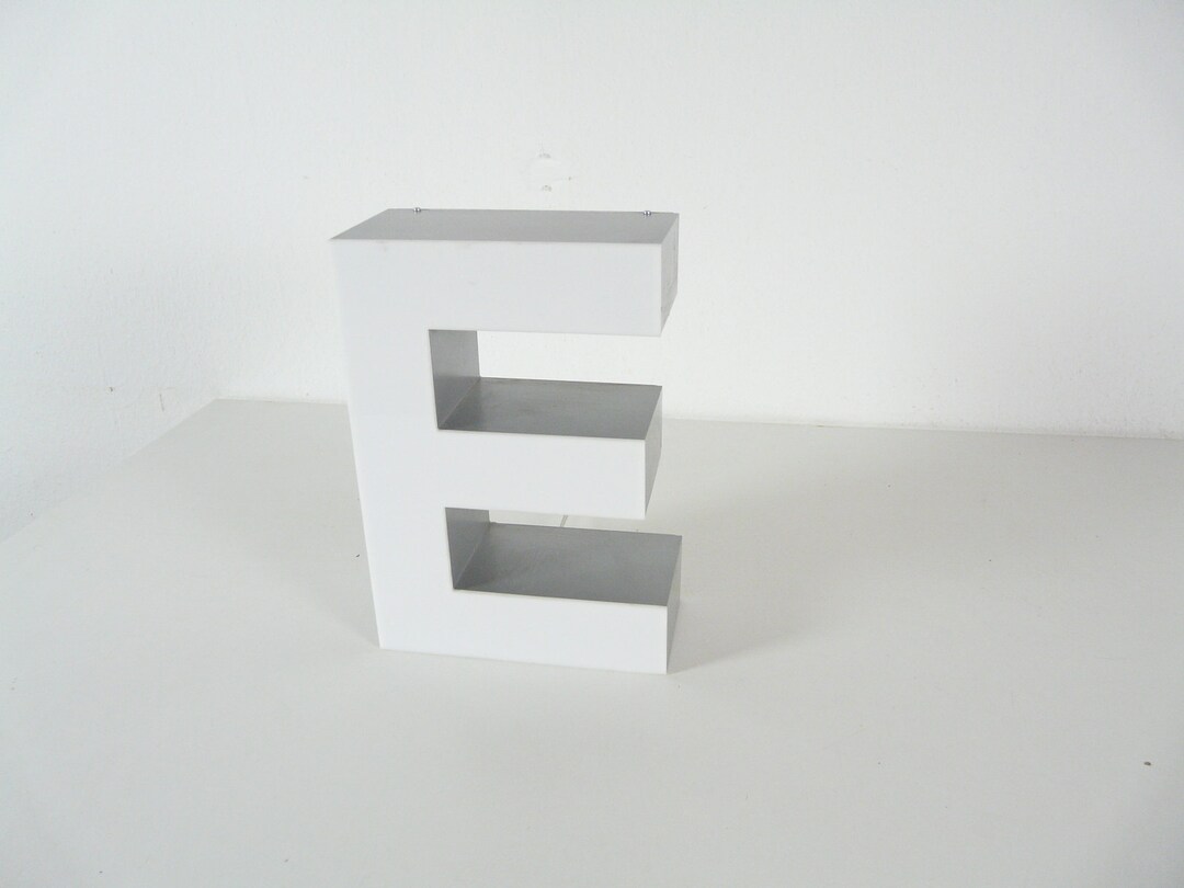 30 Cm Illuminated Letter "e" With LED Lighting Supply Cable + Plug ...