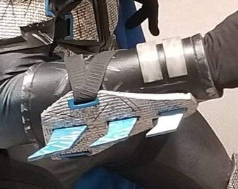 Robin Gauntlets - Etsy