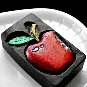 BITTEN APPLE SILICONE Mold Soap Bar Mould 5,5oz Resin Plaster Chocolate ...