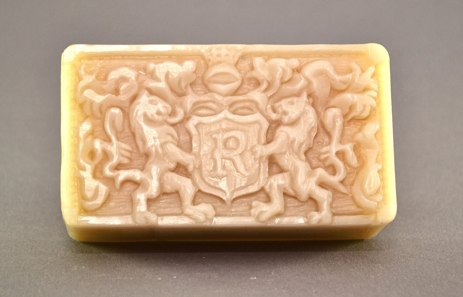 ROYAL SILICONE MOLD Soap Flexible Sturdy Crest Arms Mould Shield 5oz ...