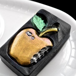 BITTEN APPLE SILICONE Mold Soap Bar Mould 5,5oz Resin Plaster Chocolate ...