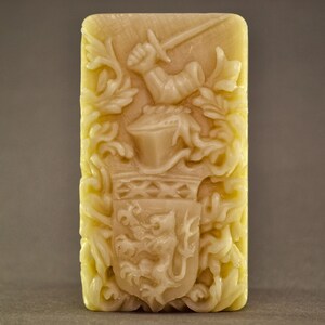 CREST SILICONE MOLD Soap Flexible Sturdy Knight Medieval Arms Shield ...