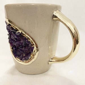 Set of 2 personalised Cream and Gold Ceramic Coffee/tea Mug With Purple ...