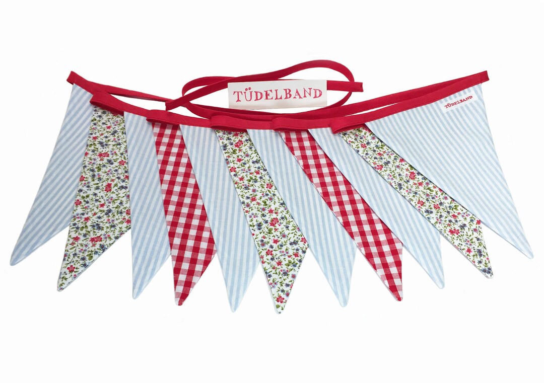 Pennant Chain Pennant Garland ...with 11 Pennants...light Blue...red ...