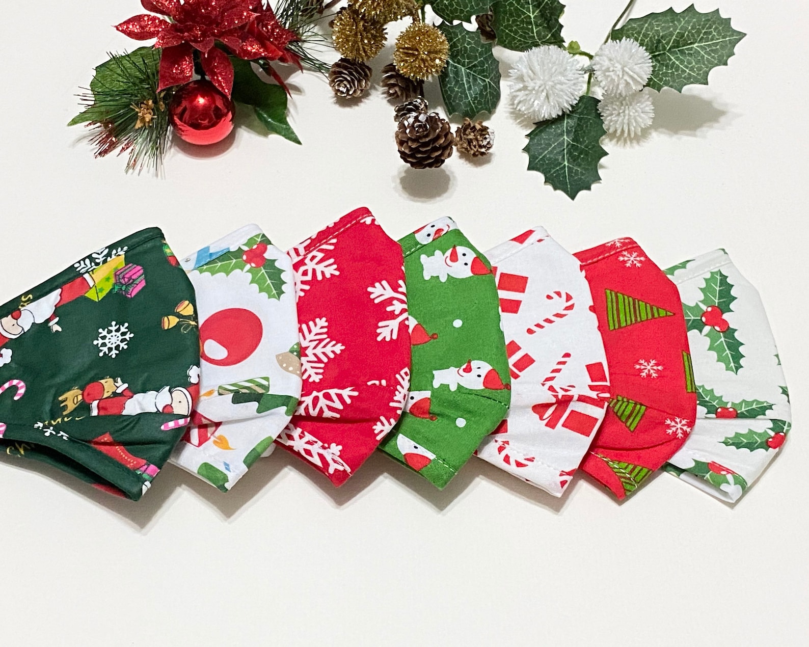 Christmas and Winter Face Masks With Filters, Washable, 3 Layers, 100% ...