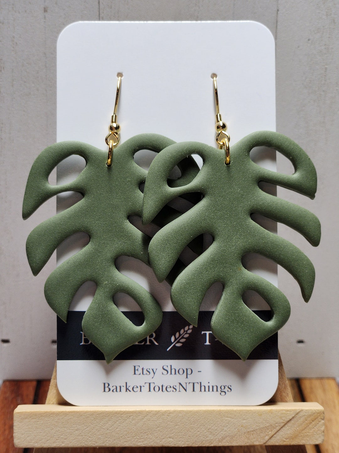 Monstera Leaf Clay Earrings. - Etsy