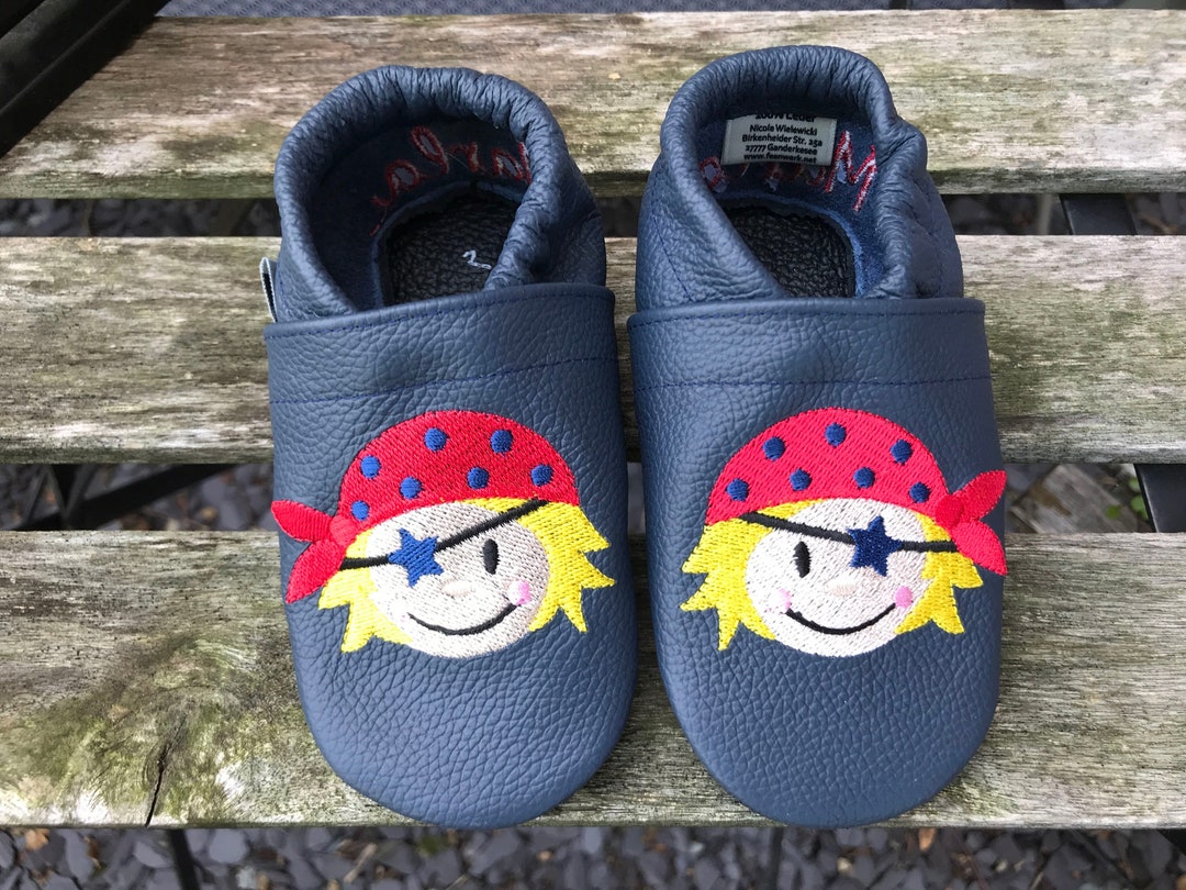 From 2900 Euro: Leather Punch pirat Div. Colors - Etsy