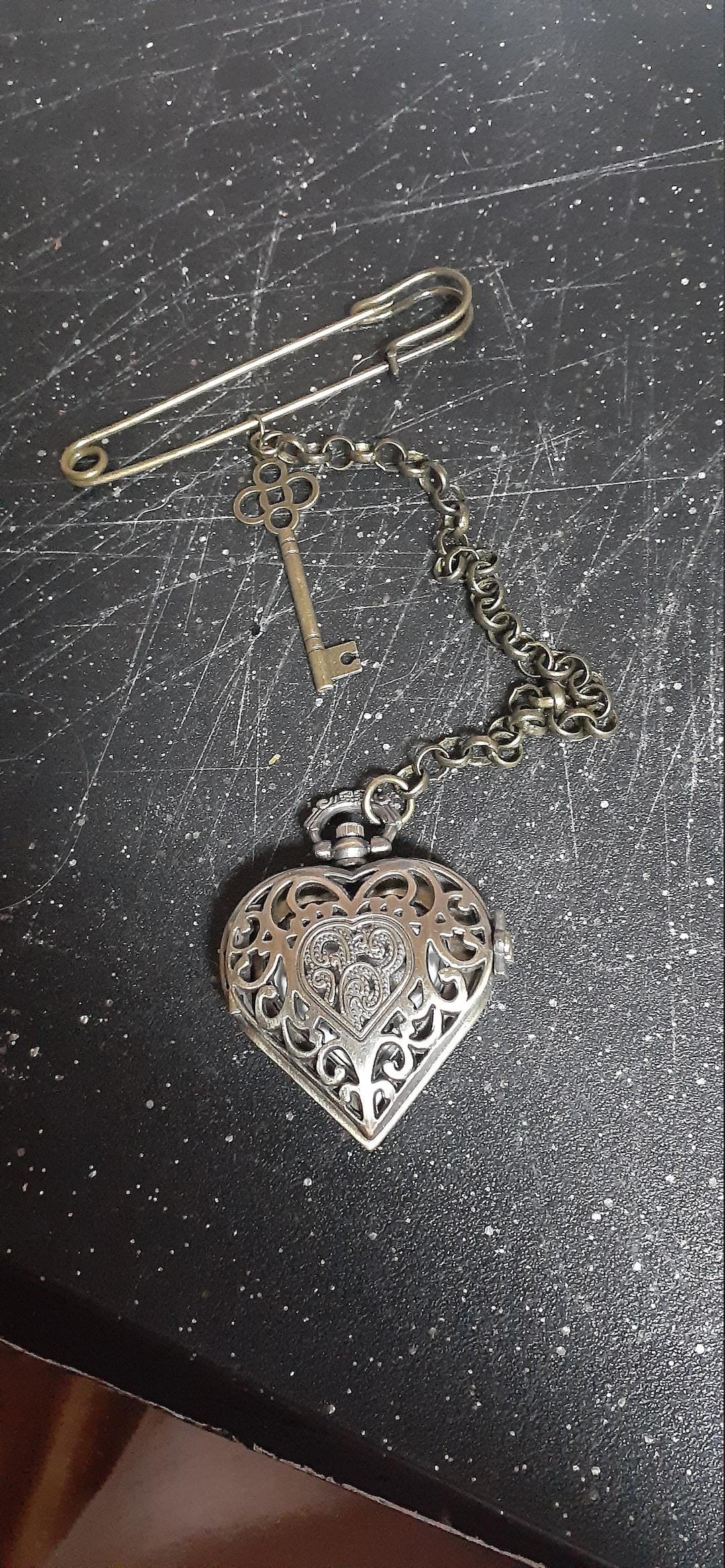 Beautiful Pocketwatch in Heart Shape on 7 Inch Chain With - Etsy