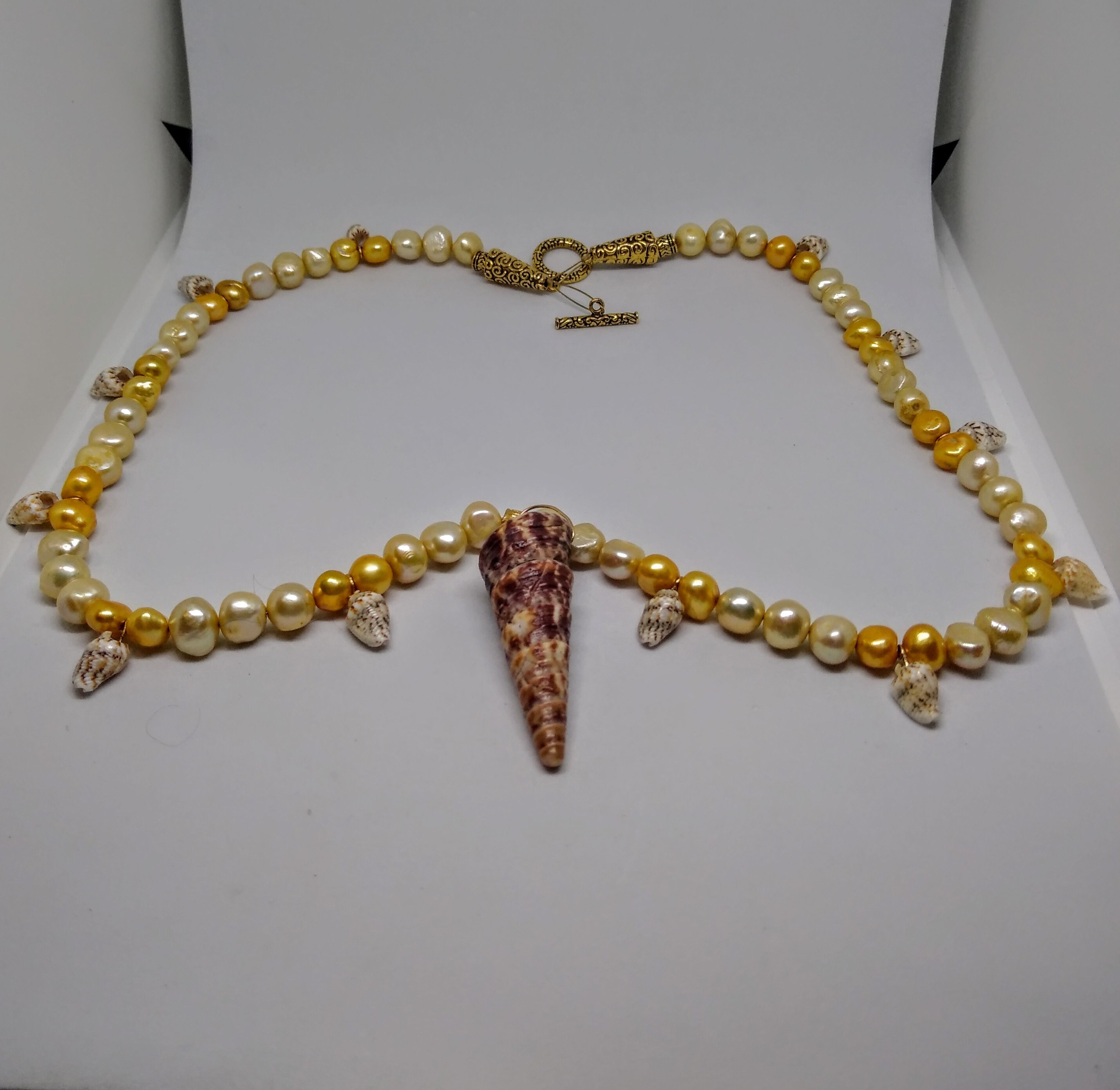 Pearl and Conch Shell Necklace. Natural Pearls and Conch - Etsy