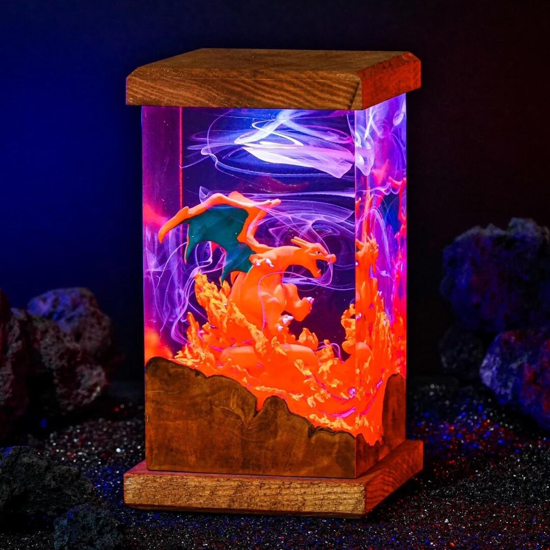 FIRE Ch.ar/iz.ard Resin Lamp, Custom Diorama for Gifts, Resin Epoxy ...
