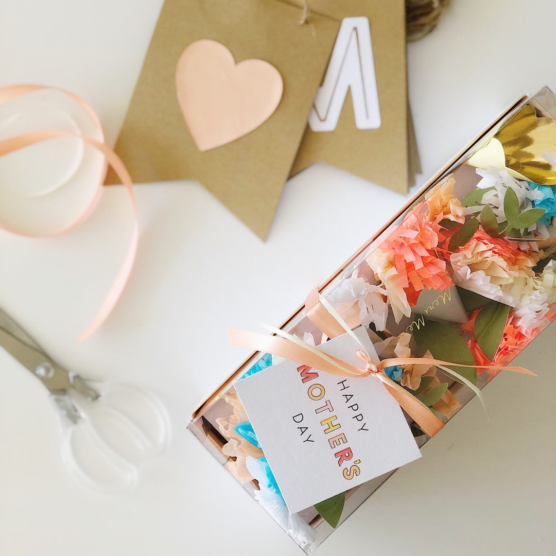 Spring Floral Paper Garland | Boxed Floral Bouquet Banner | Newborn ...