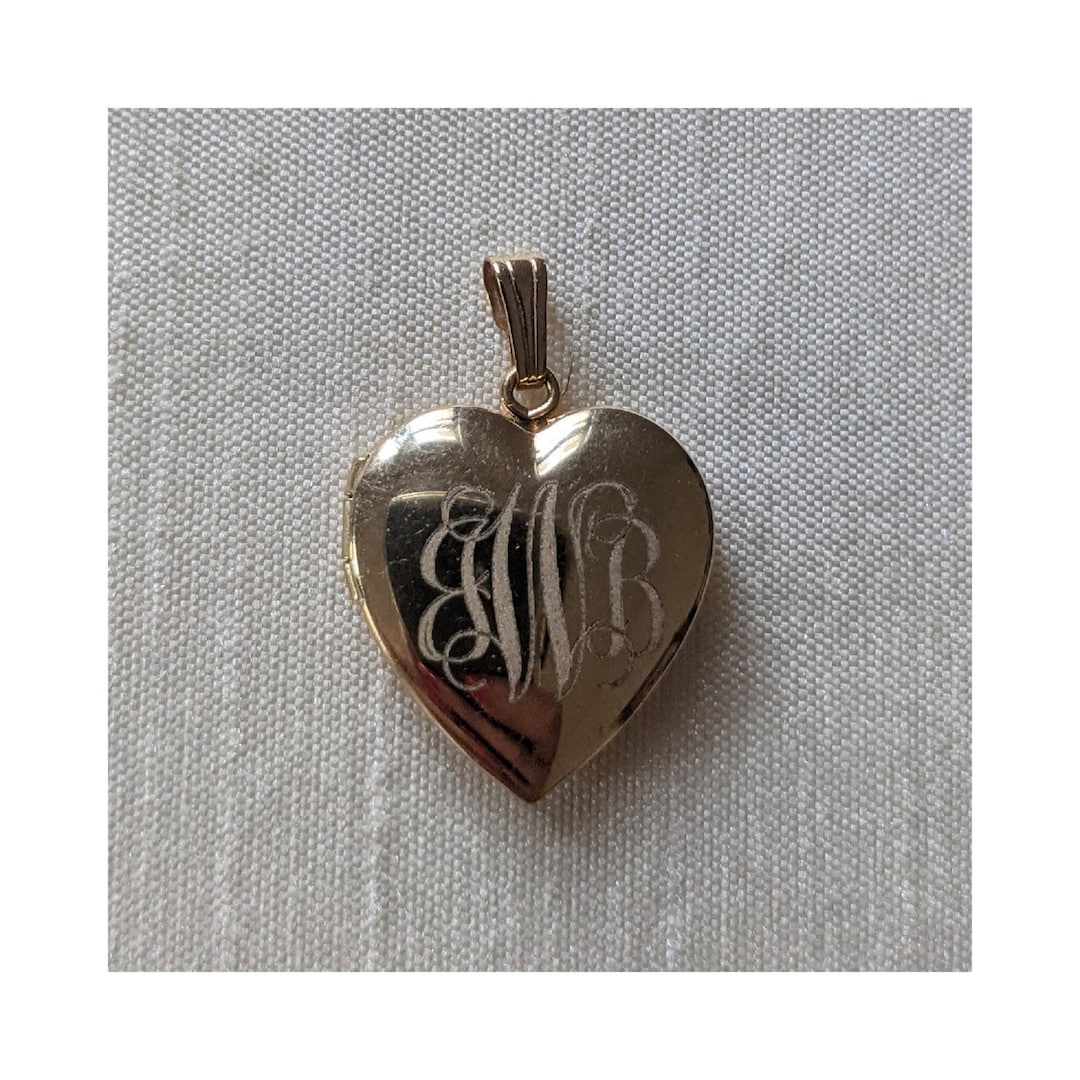 Vintage Monogrammed Locket - Etsy