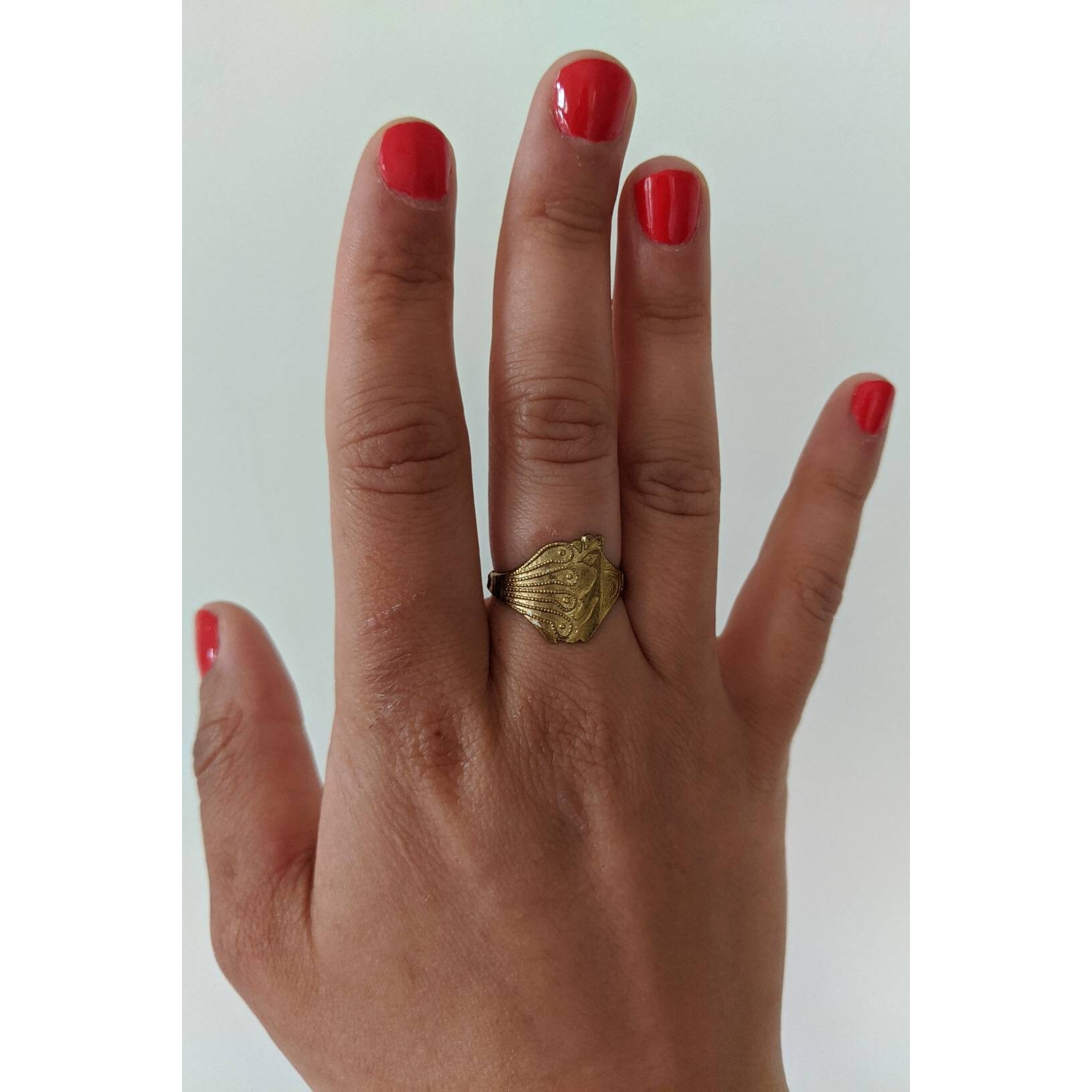 Vintage Metal Ring - Etsy