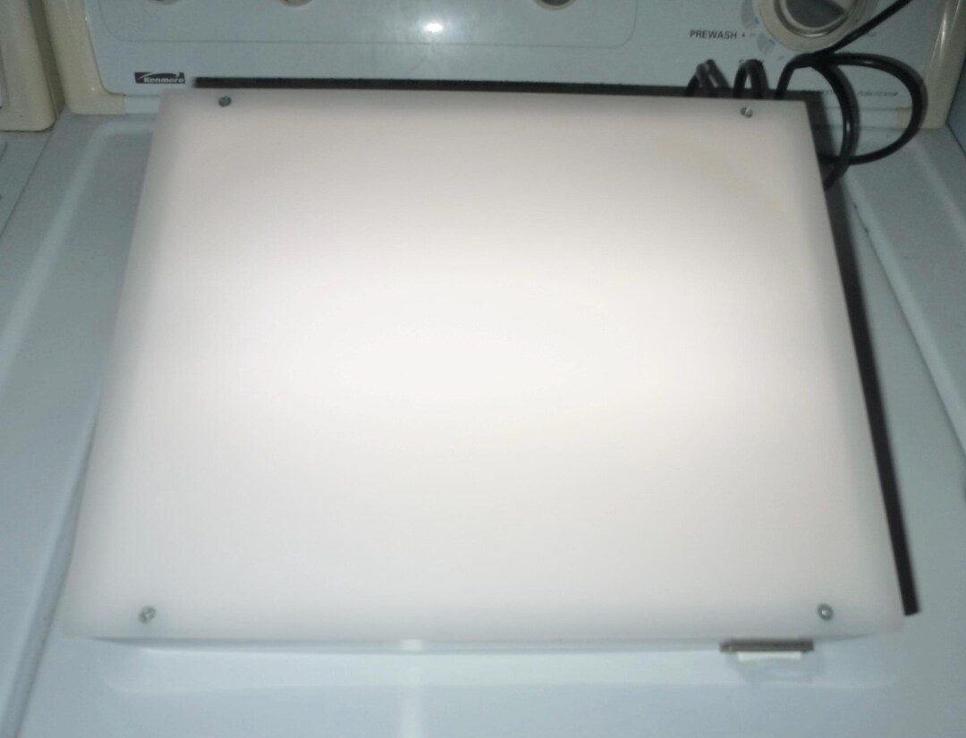 Trace Light Box for Tracing Art 10 by 12 Steel Frame Unbranded Tested ...