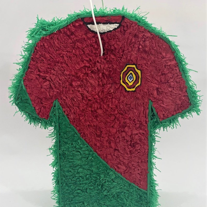 Cristiano Ronaldo Pinata - Etsy