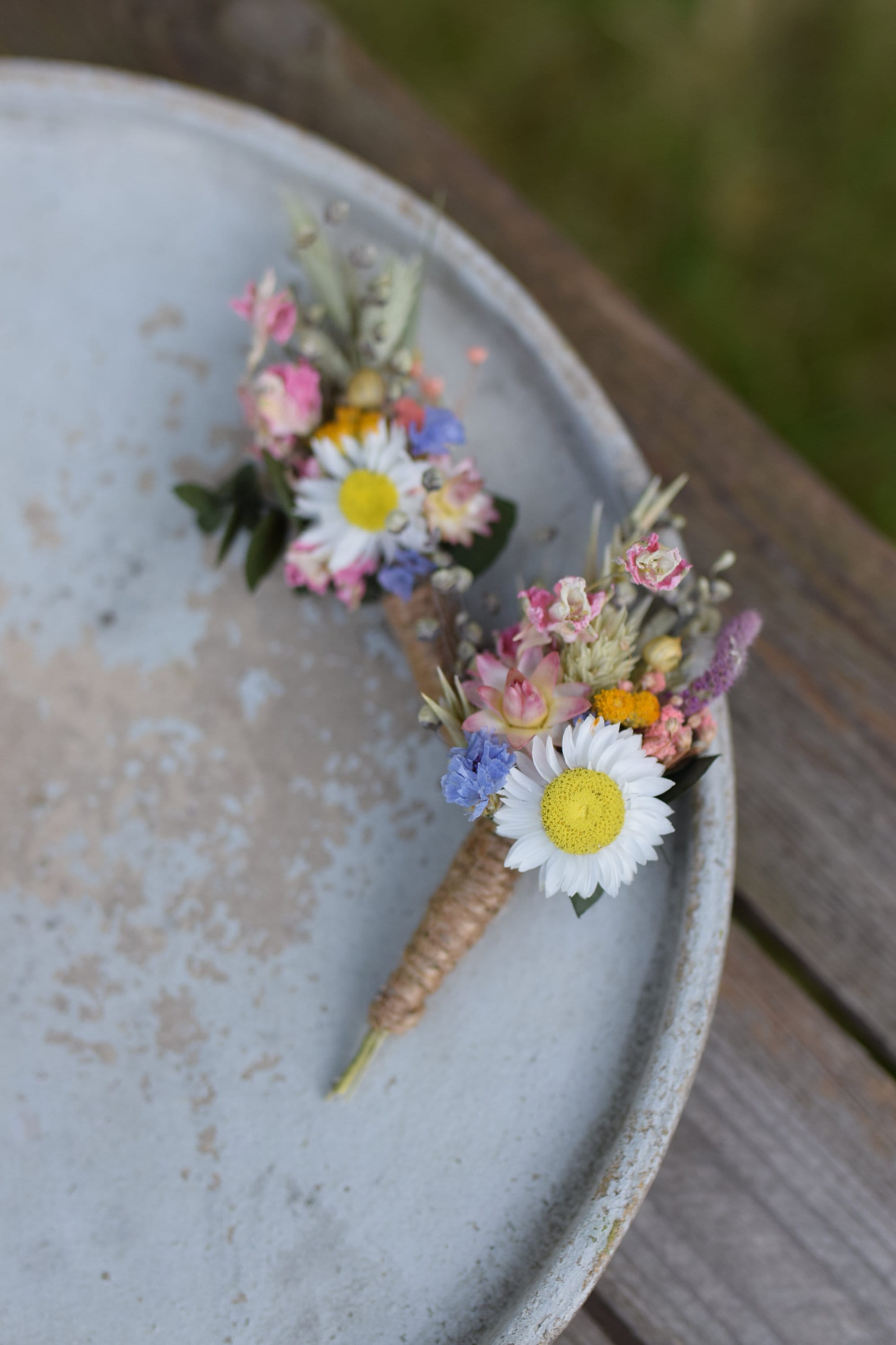 Meadow Buttonhole , Folk Wedding Boutoniere , Colourful Wedding ...