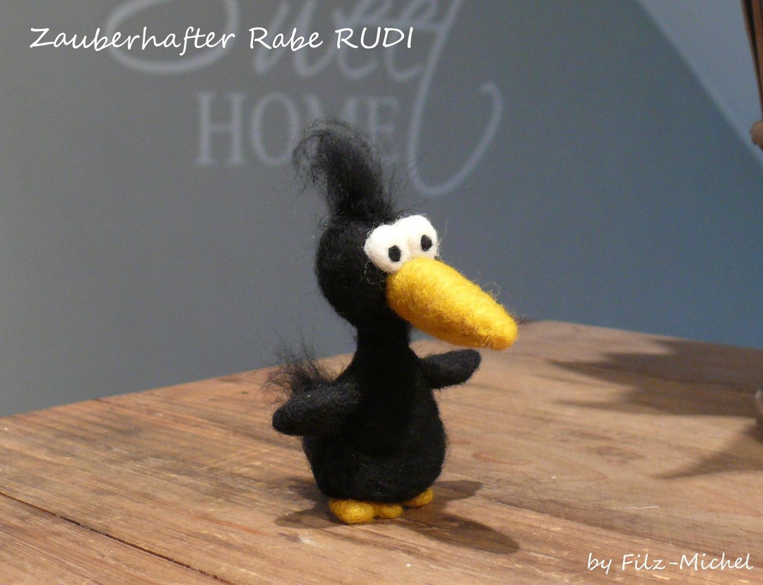 Zauberhafter Rabe RUDI handgefilzt filz filzrabe filzen Socke Mobile ...