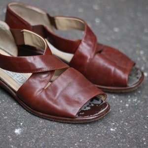 90s Torretti Leather Sandals Vintage Women's Brown Minimalist Shoes ...