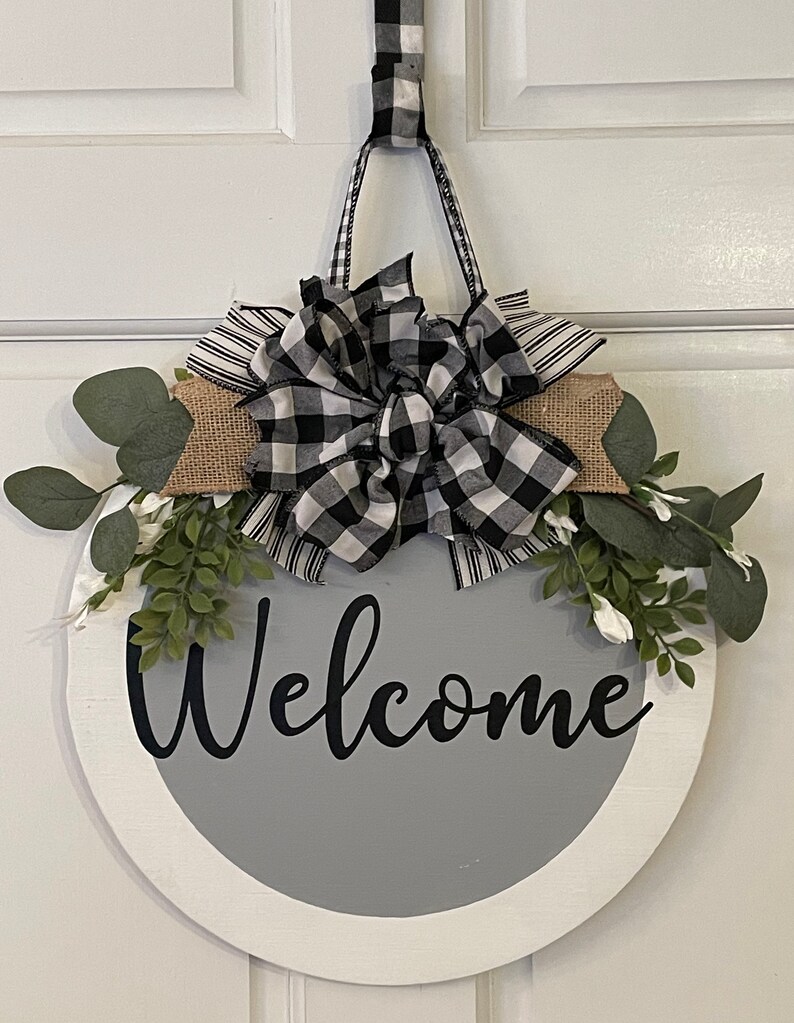 WELCOME SIGN Welcome Guests to Your Home With This Hand | Etsy