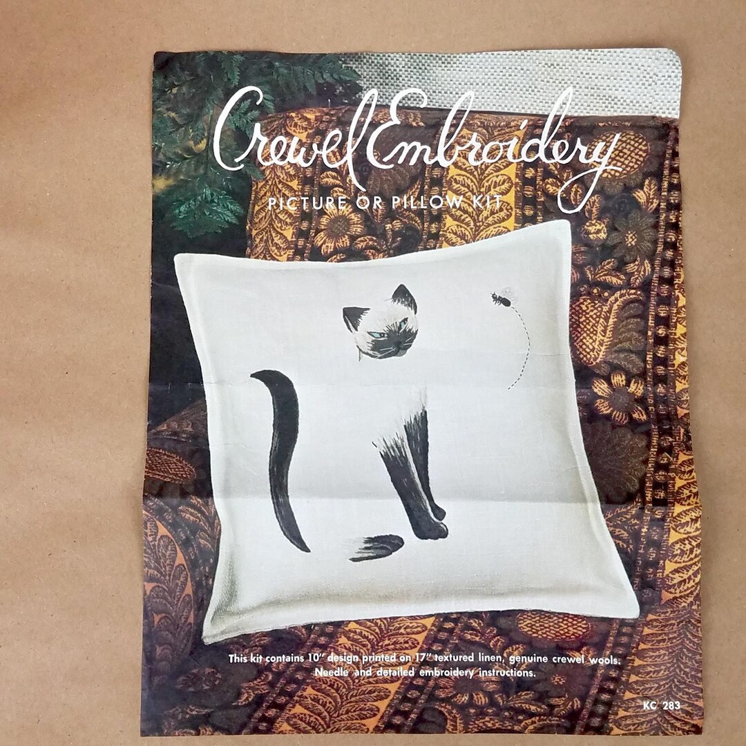 Siamese Cat and Bee Pillow or Picture Crewel Cross Stitch Kit, Vintage ...