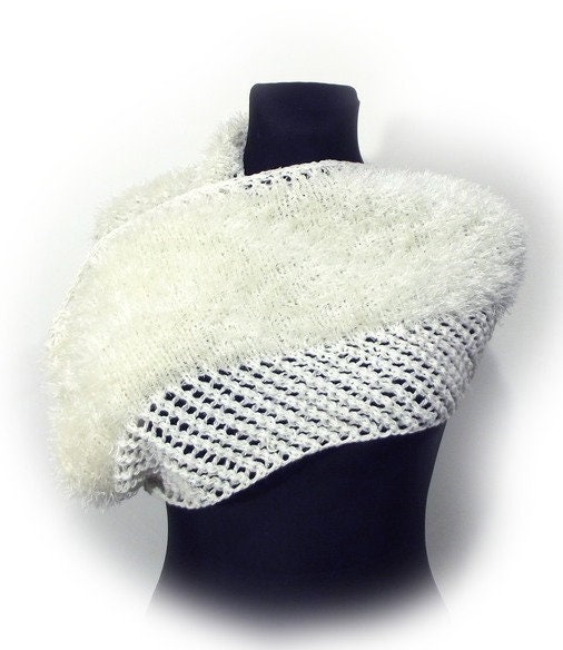 Wedding Shawl off White Hand Knitted Warm Cape Warm Wedding - Etsy