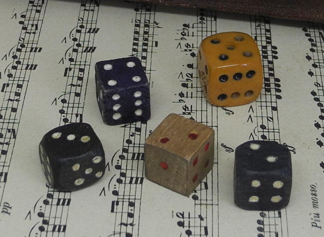 Lot of Old Dice, Vintage Dice, Dice Collection #1896266195 - Etsy