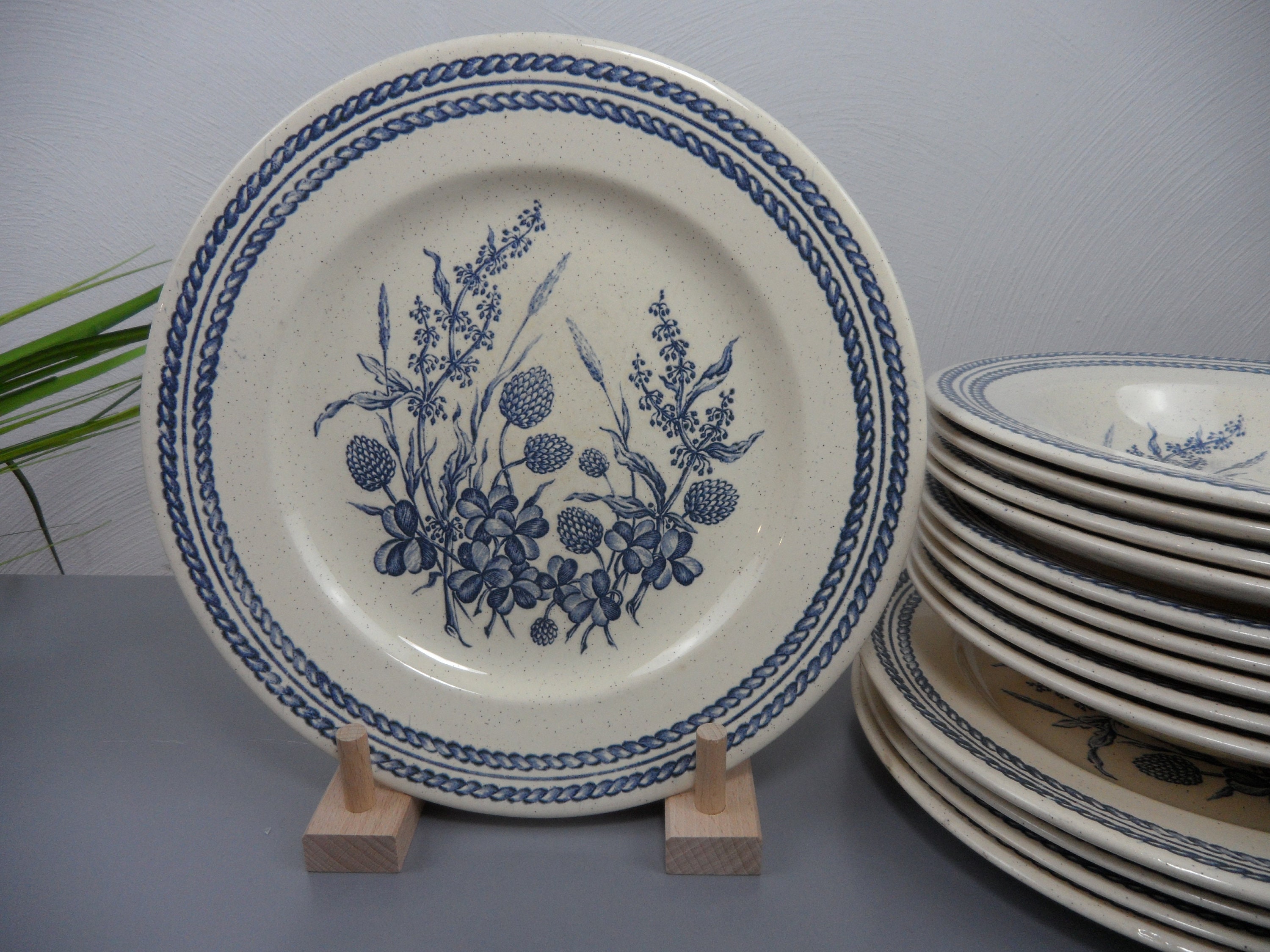 ENGLAND Service English TABLE SERVICE With Grasses and - Etsy