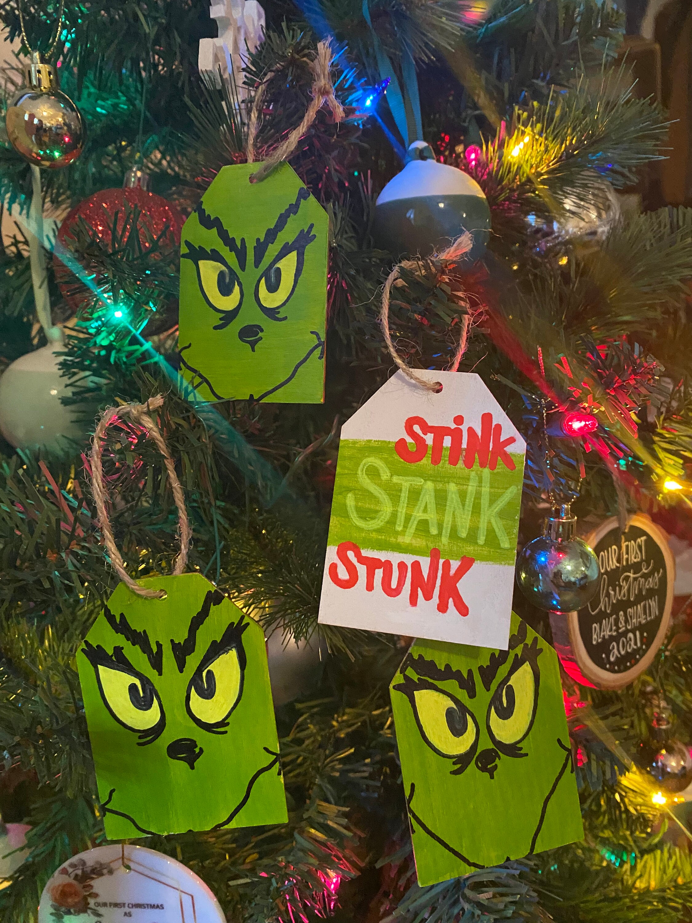 Wooden Tag Grinch Ornaments - Etsy