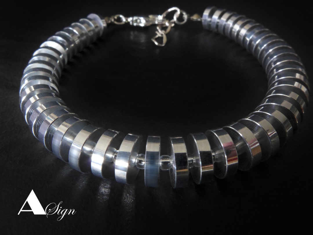 A Sign Shine Aluminium & Crystal Glass Bracelet Carabiner Clasp Silver ...