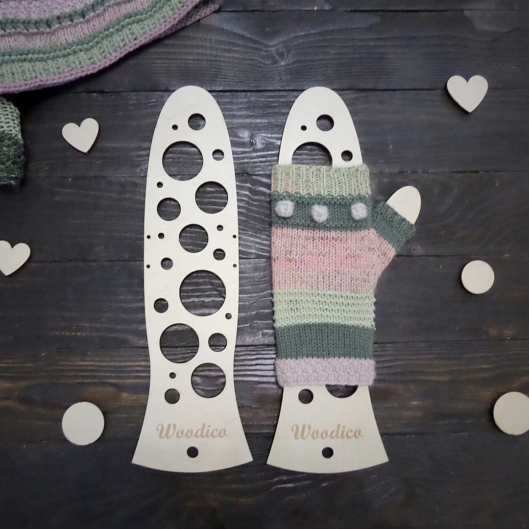 Wooden Mitten Blockers 2 Pcs Bubbles, a Tool for Displaying, Shaping ...