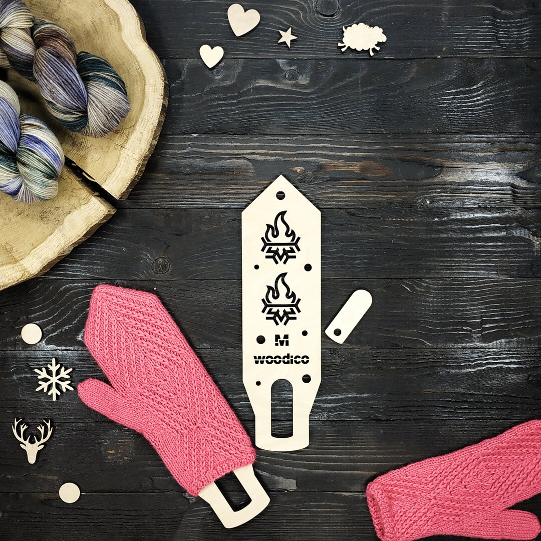 Wooden Mitten Blockers pair Nordic Hot&cold Knitting Tool, Mitten Dryer ...