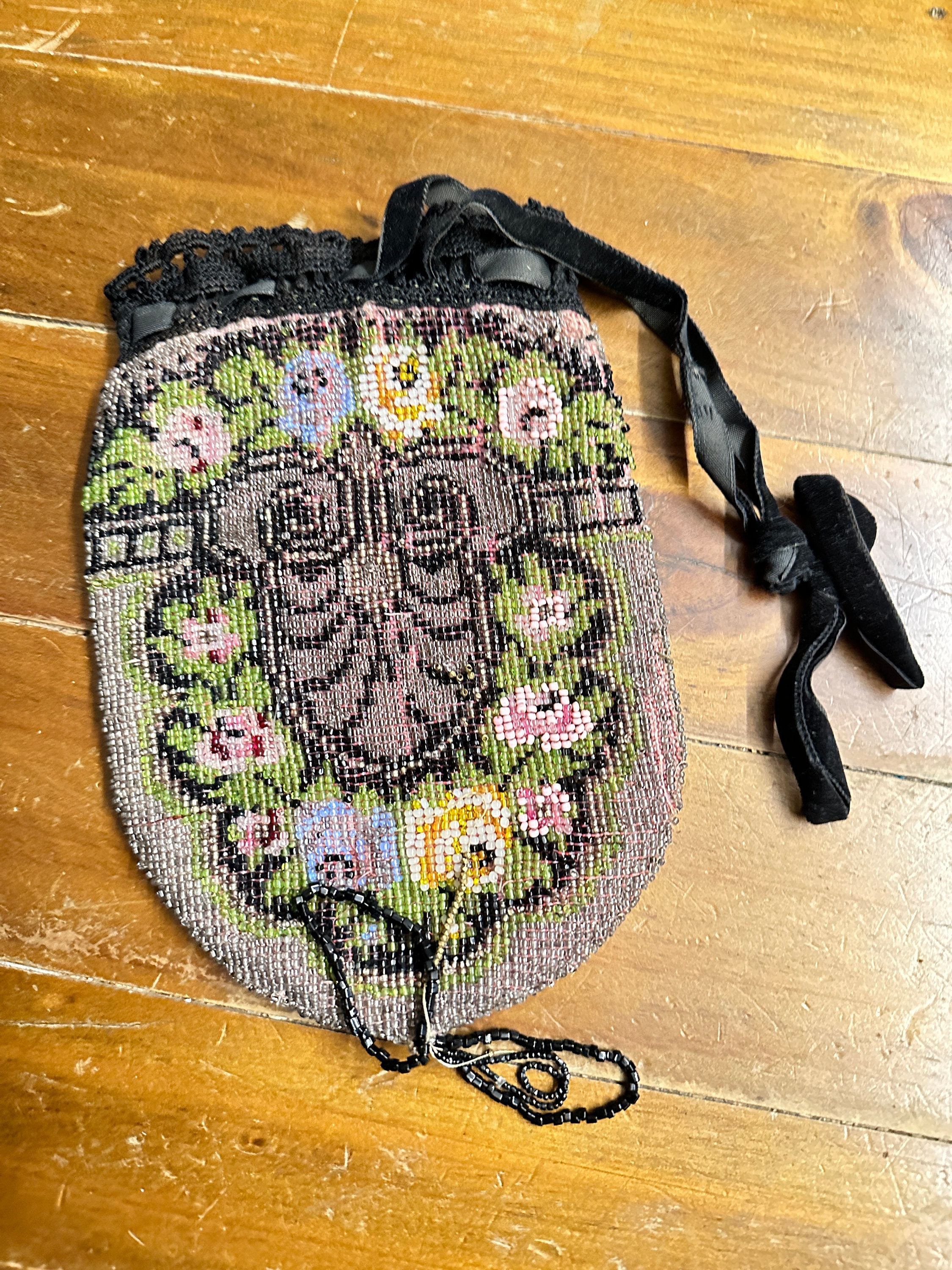 Vintage Brocante Art Deco, Art Nouveau Reticule Beaded Bag Clasp Bag ...