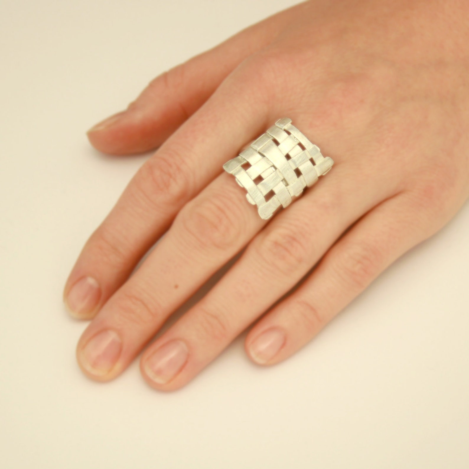 Ring Grid - Etsy