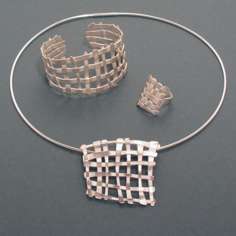 Ring Grid - Etsy