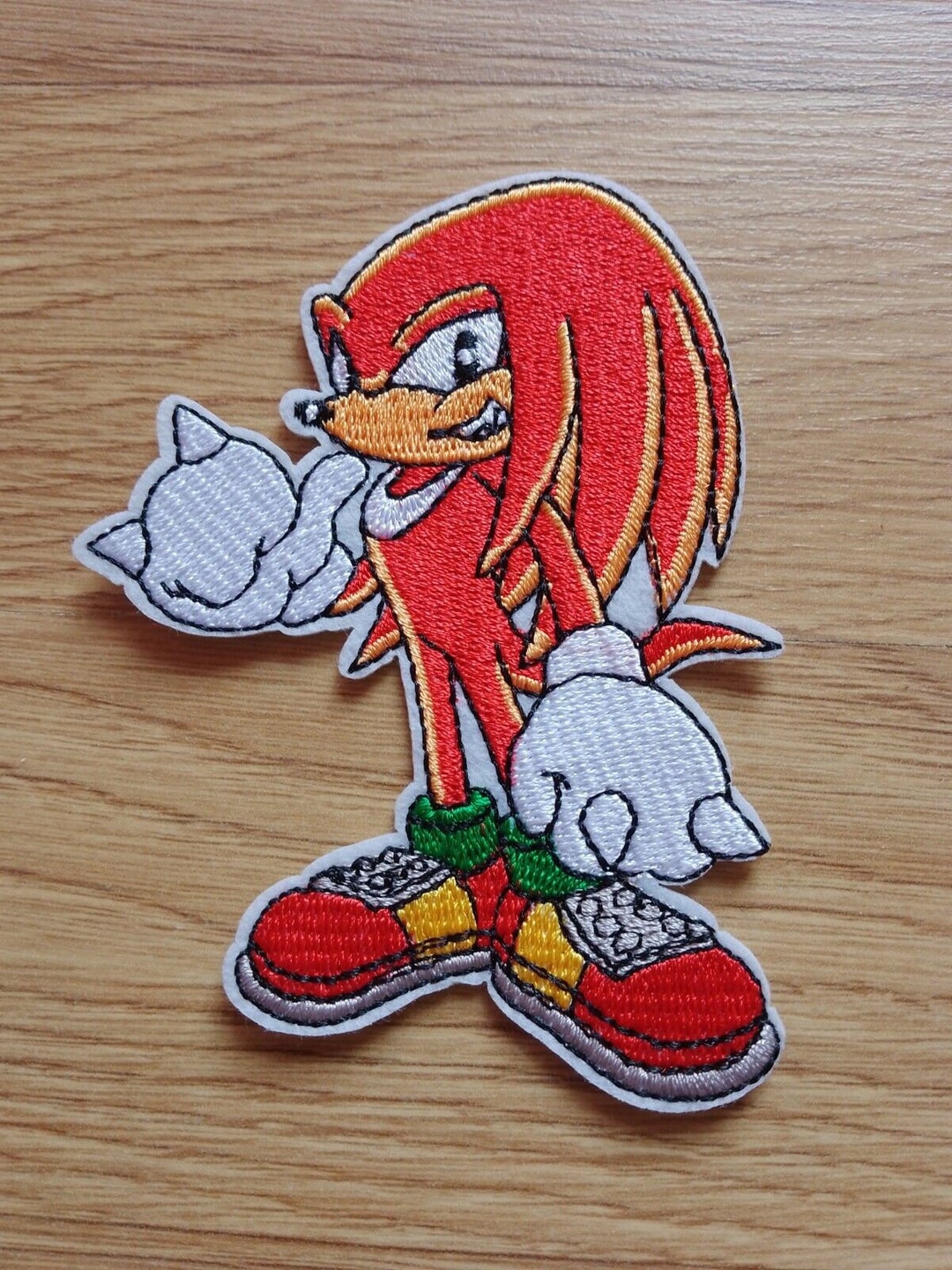Sonic the Hedgehog Knuckles - Iron on Patch Sew on Embroidered Badge ...