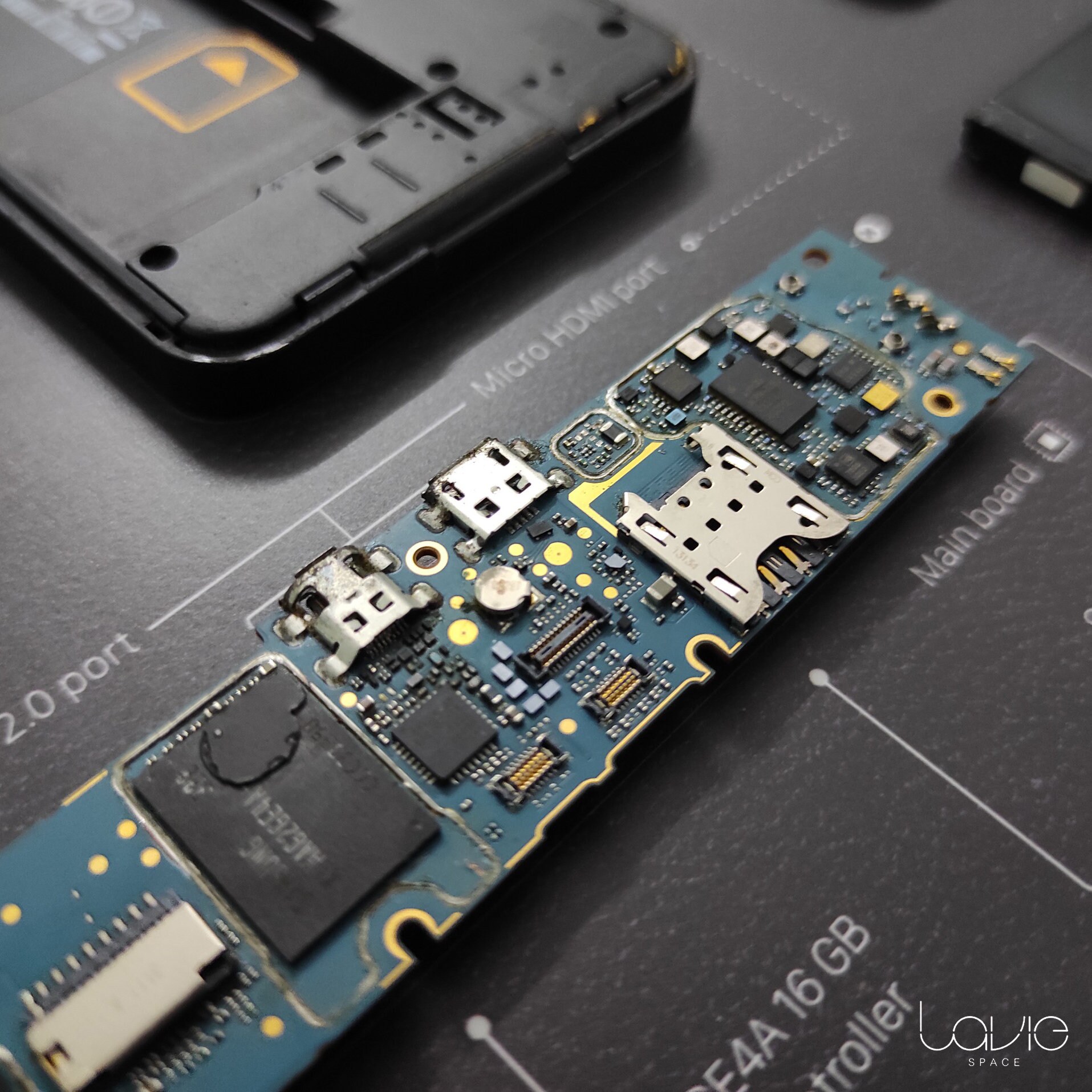 Disassembly Z10 update, Blackberry Series, Smartphone Teardown ...