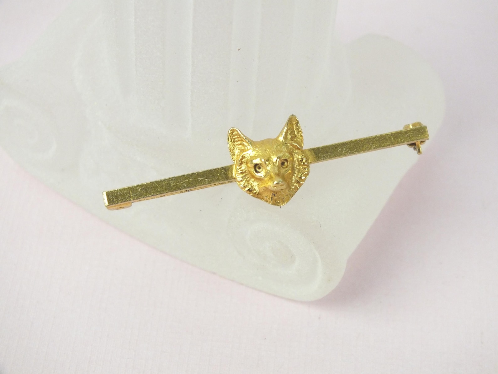 Vintage Fox Bar Brooch in Gold – Narrow Animal Brooch – Vintage Costume ...