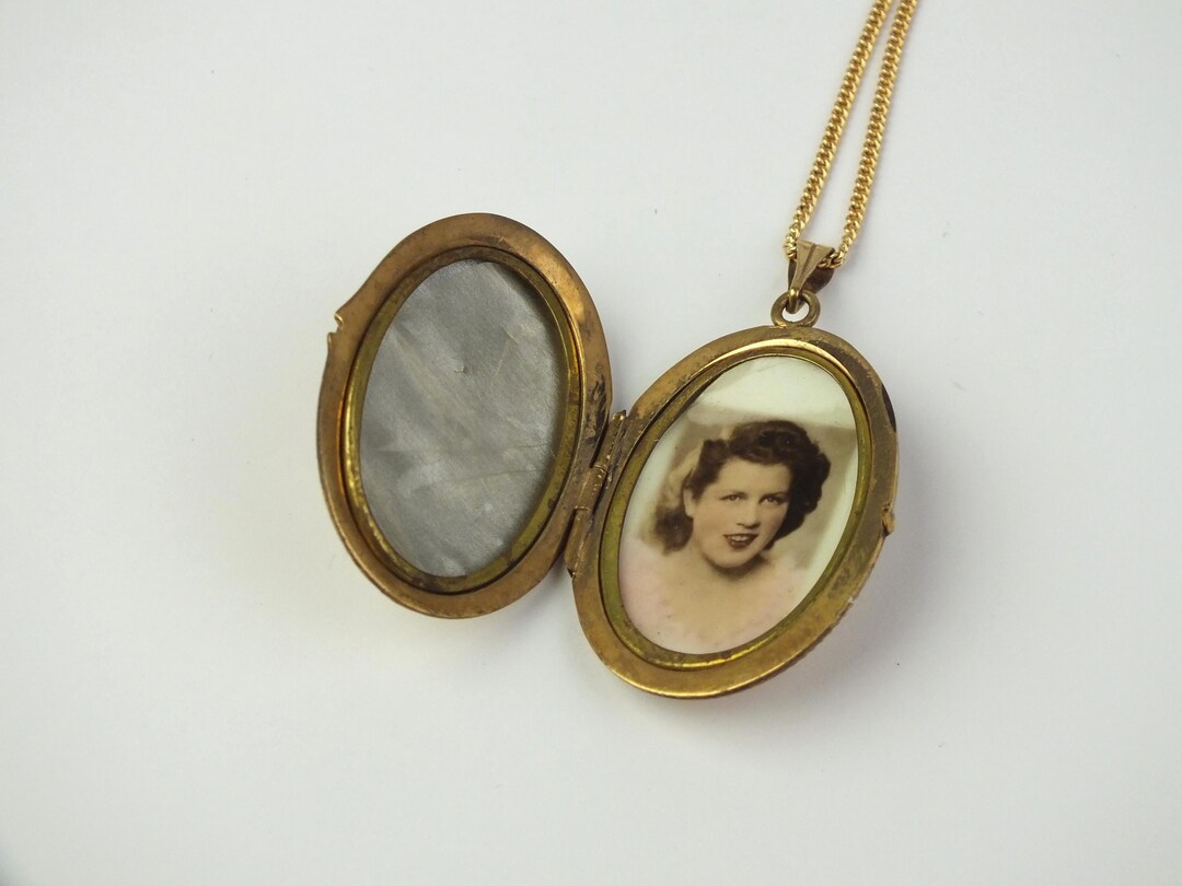 Antique Photo Locket Necklace With Cloverleaf Made of Double Gold ...