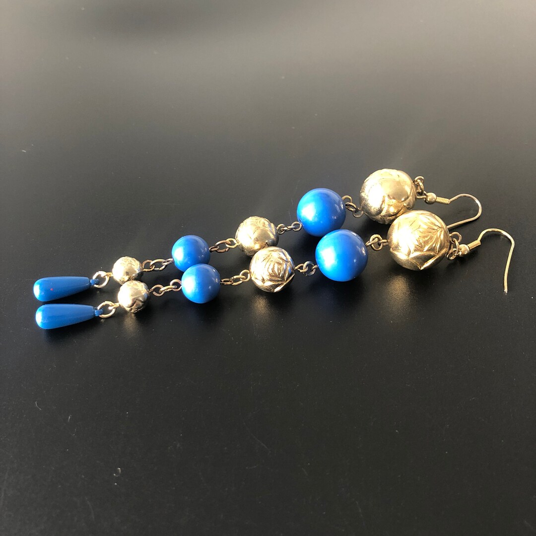 Rose Bud Shoulder Sweep Earrings Beautiful & Lightweight Vintage 1970s ...