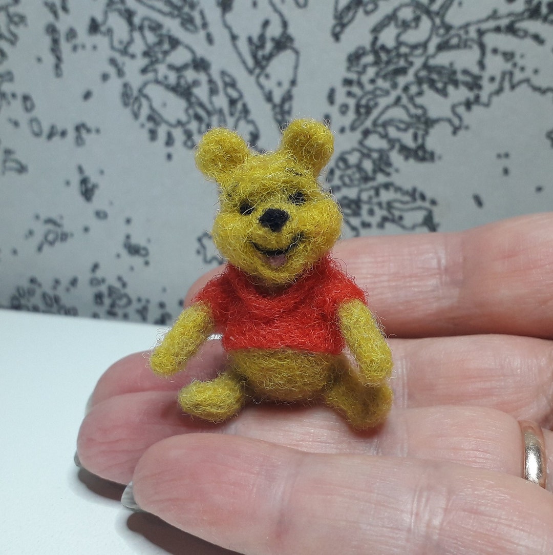 Needle Felted Miniature Bear, Winnie the Pooh, Dollhouse Animals, Soft ...