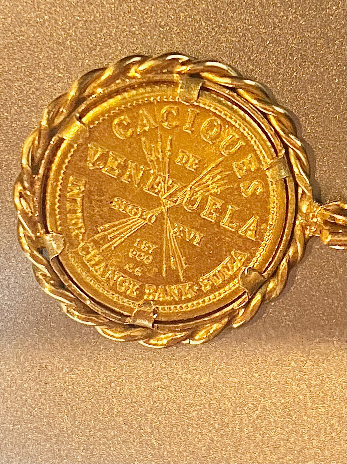 22k Antique Gold Key Pin Coin Mounted Key Pin GUAICAMACUTO | Etsy